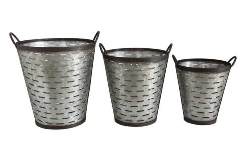 Ways to Use Metal Olive Buckets in Your Farmhouse Decor – Welsh Design ...