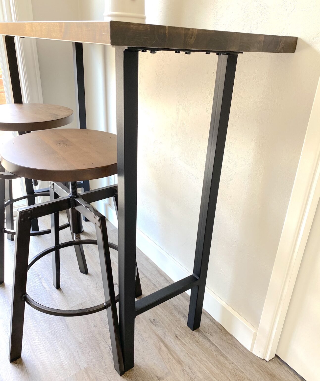 DIY Kitchen Table with Metal Legs – Welsh Design Studio